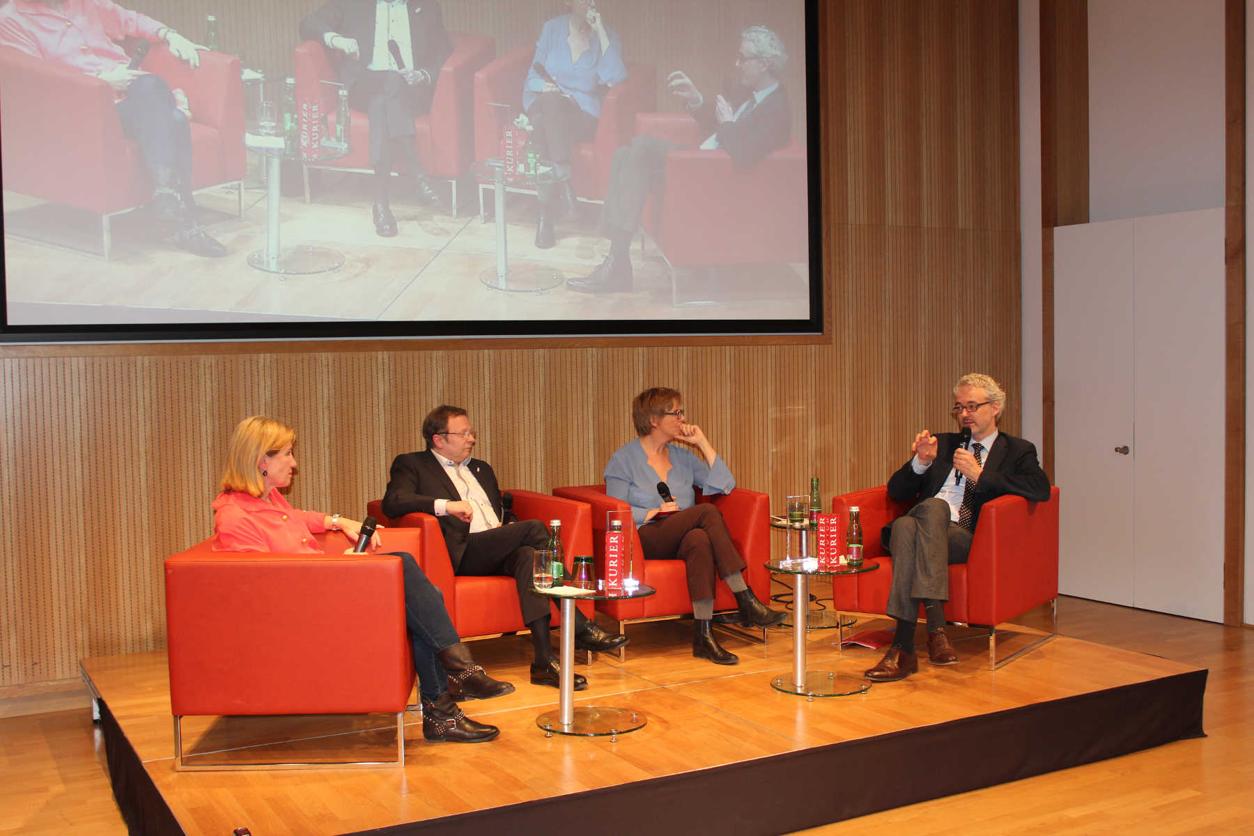 Kurier Gesundheitstalk: Depression und Angst - Idealism Prevails